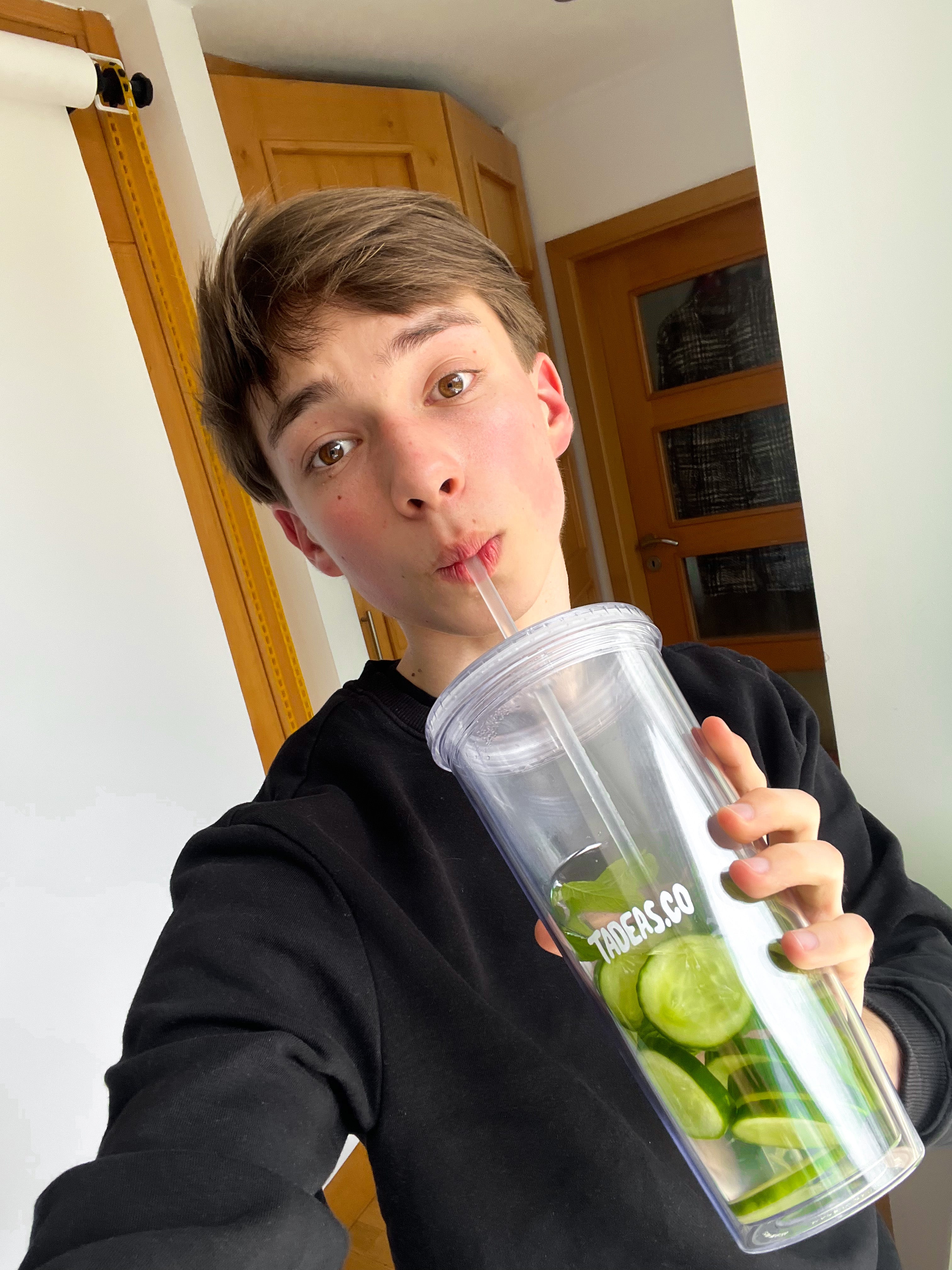 Průhledný kelímek 1000 ml – TADEAS.CO